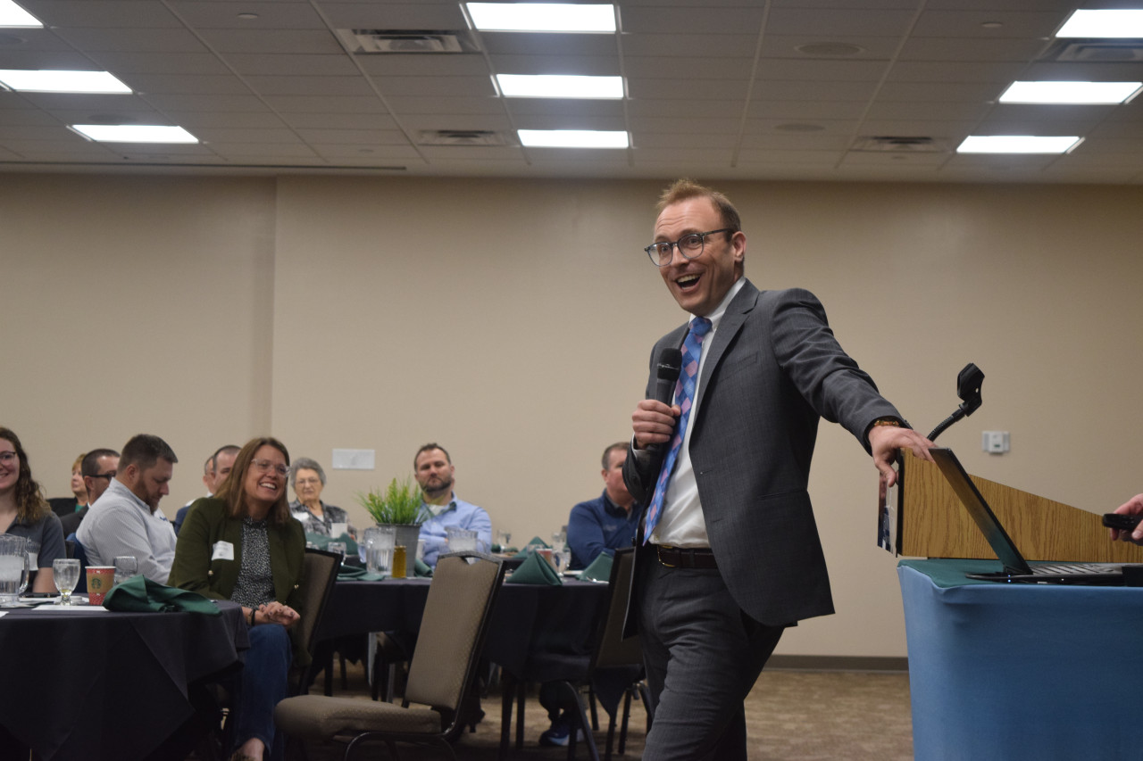 Ag Expert Mike Pearson at HU Ag Breakfast | Huntington University