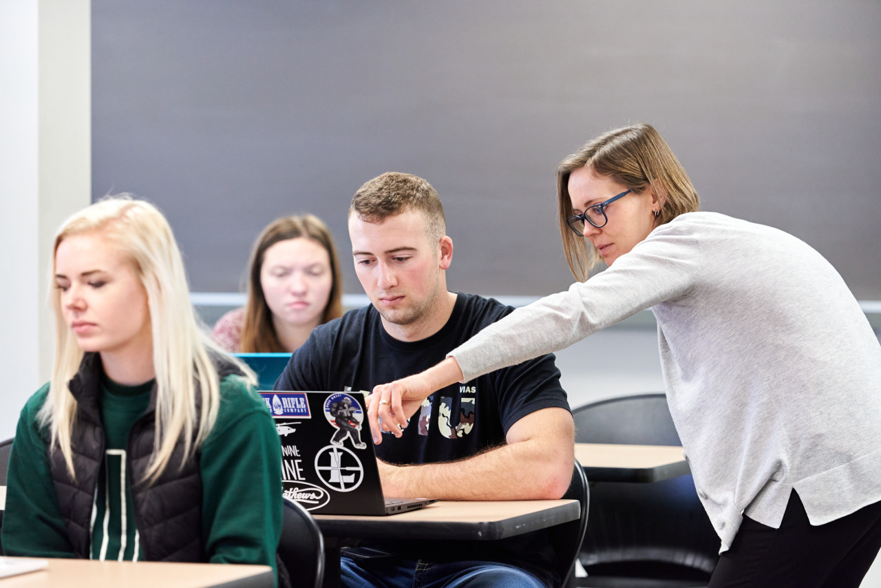 College Search Tips for Families | Huntington University